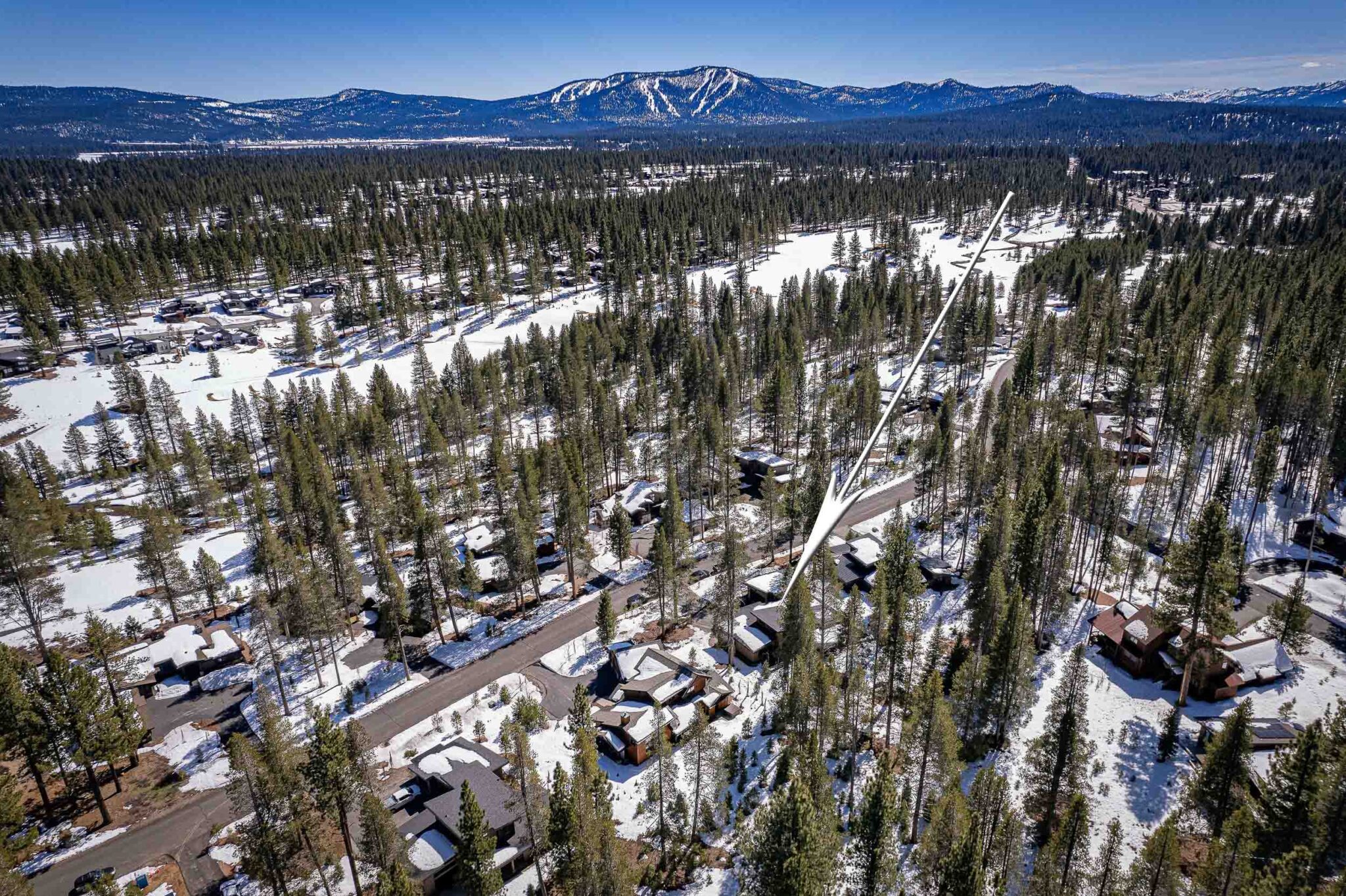 11680 Ghirard Road, Truckee CA 96161 - Tahoe Mountain Realty 11680 ...